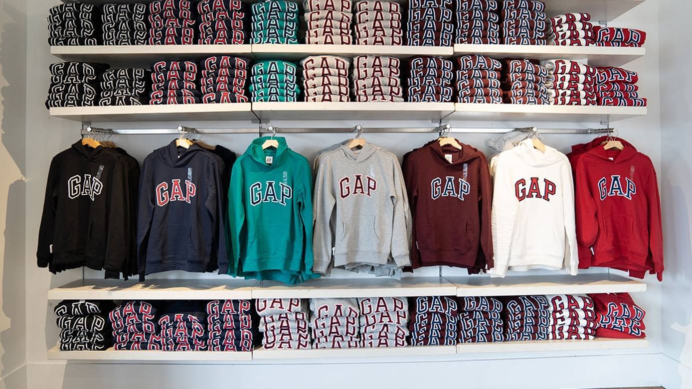 Gap Inc To Close 225 Stores